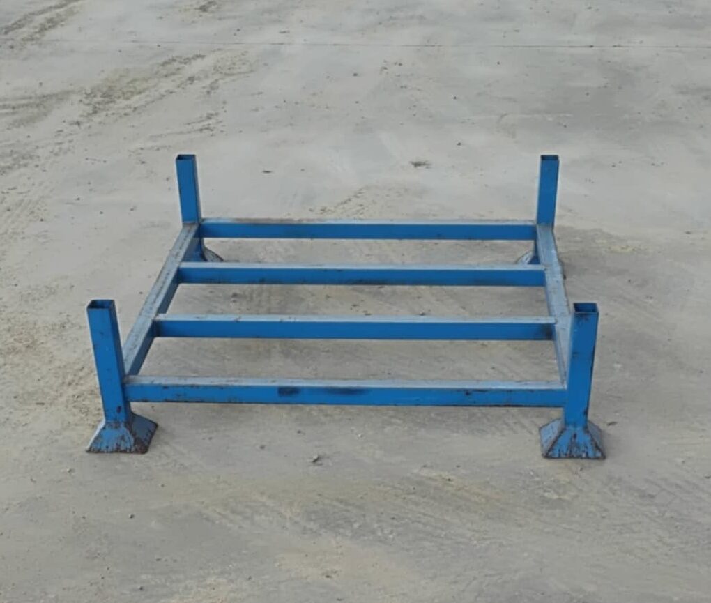 U-01008 - Dyna-Rack - The Dealers' Source for Portable Stack Racks